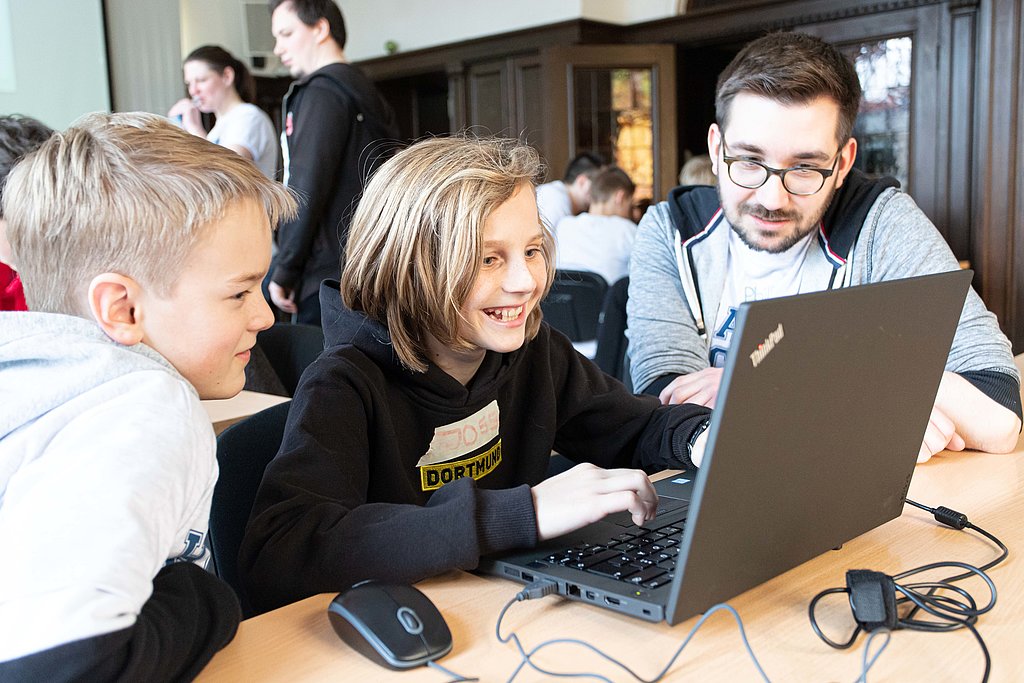 Hacker School bei G DATA: Früh übt sich